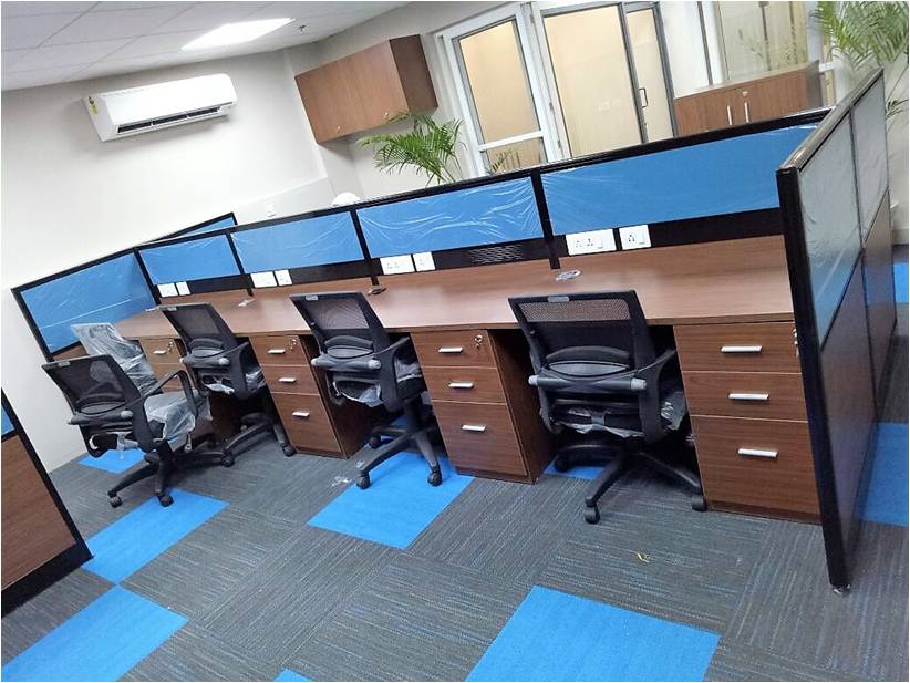 Panel Base Workstation – WoodMet – Furniture With Functionalities